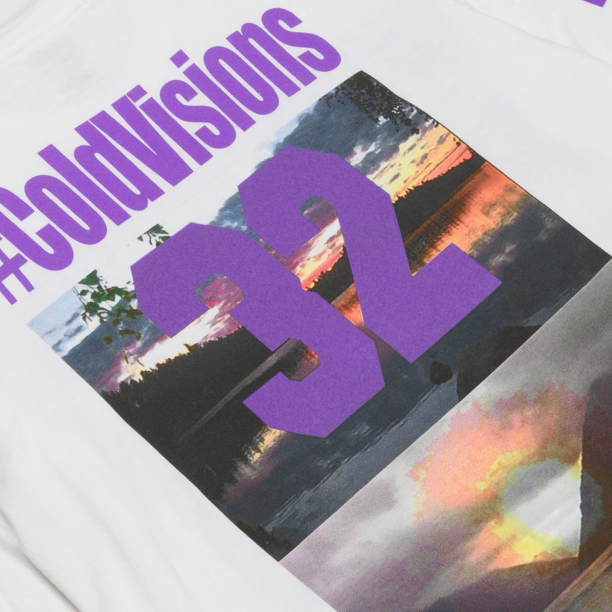 COLD VISIONS 32 WHITE LONG SLEEVE – Bladee